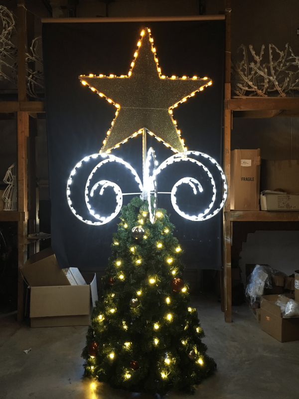 Tree Toppers - Carpenter Decorating Company, Inc.